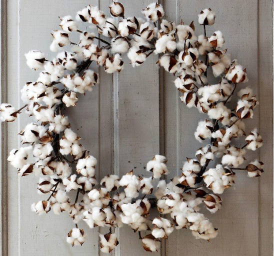 4 Best Rustic Front Door Wreaths to Welcome Your Guests! Antique Farmhouse