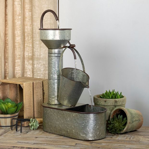 Farmhouse Bucket Water Fountain | Antique Farmhouse