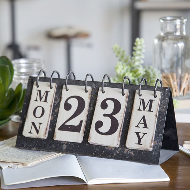 Vintage Inspired Desk Calendar | Antique Farmhouse