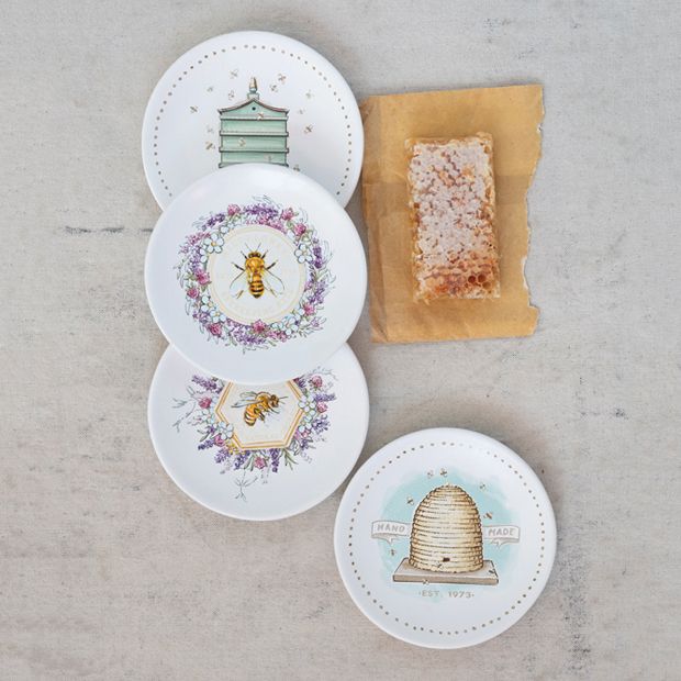 Bee Design Plate Collection Set of 4 | Antique Farmhouse