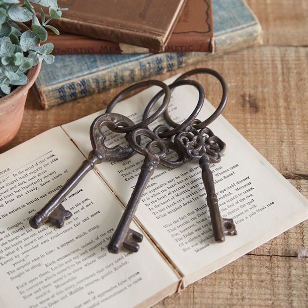 Decorative Treasure Chest Key Set of 6 | Antique Farmhouse