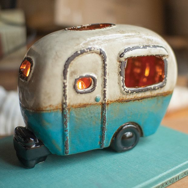 Retro Camper Table Lamp | Antique Farmhouse