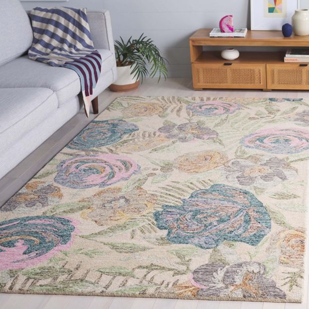 Rose Blossoms Green/Pink Area Rug | Antique Farmhouse