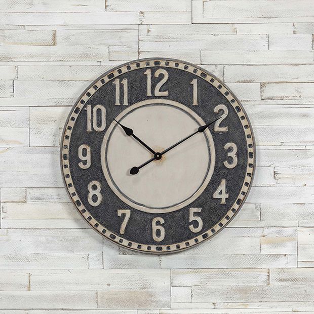 Round Industrial Style Metal Wall Clock | Antique Farmhouse