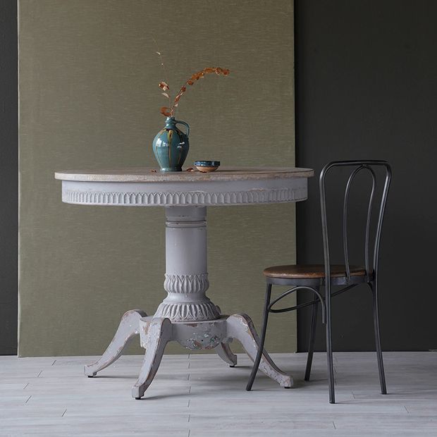 Scalloped Edge Pedestal Dining Table | Antique Farmhouse