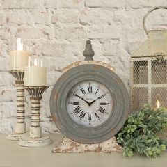 Farmhouse Living Room | Antique Farmhouse