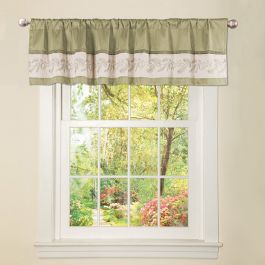 Cozy Cottage Valance | Antique Farmhouse
