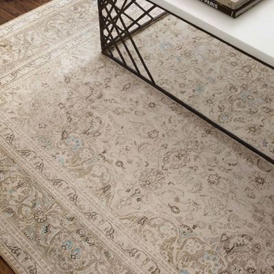 White Cottage Farmhouse | Antique Farmhouse