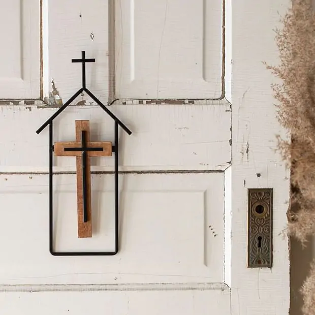 rustic cross wall decor