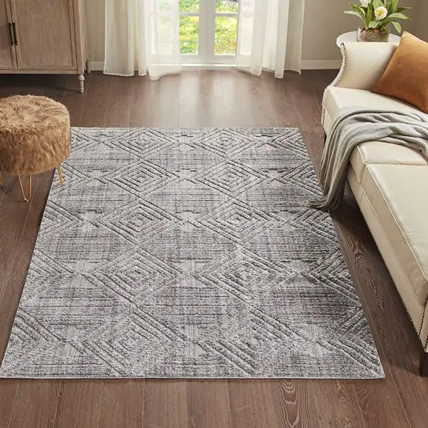 subtle diamond pattern rug