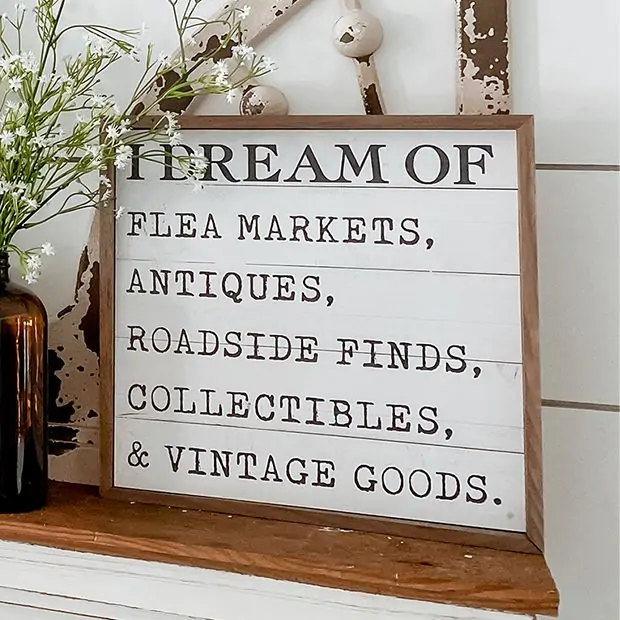 Farmhouse Market Sign